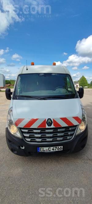 White Renault Master 2011 in Riga, with an engine capacity of 2.30 L and mileage of 32 thousand km for 9850 €, photo 3 on AUTOMOTO.COM.LV