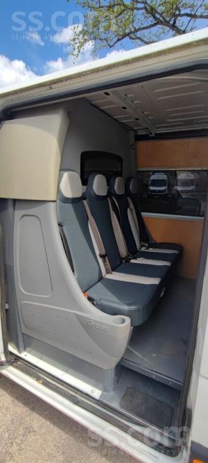 White Renault Master 2011 in Riga, with an engine capacity of 2.30 L and mileage of 32 thousand km for 9850 €, photo 10 on AUTOMOTO.COM.LV