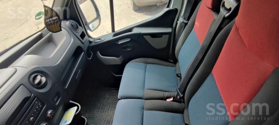 White Renault Master 2011 in Riga, with an engine capacity of 2.30 L and mileage of 32 thousand km for 9850 €, photo 12 on AUTOMOTO.COM.LV