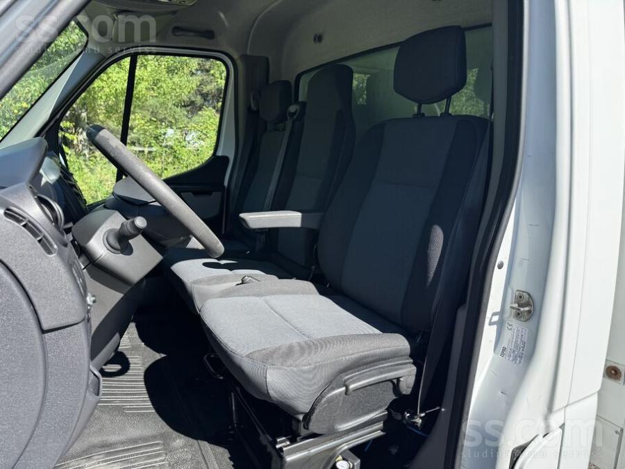 Balts Renault Master 2011 Rīga, ar dzinēja tilpumu 2.30 L un nobraukumu 311 tūkst. km par 8750 €, foto 15 vietnē AUTOMOTO.COM.LV