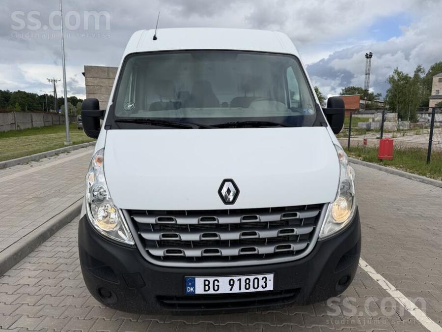 White Renault Master 2011 in Jelgava, with an engine capacity of 2.30 L and mileage of 246 thousand km for 9100 €, photo 3 on AUTOMOTO.COM.LV
