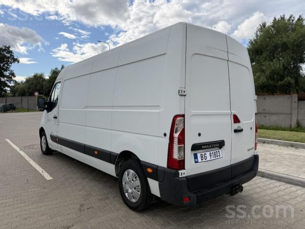White Renault Master 2011 in Jelgava, with an engine capacity of 2.30 L and mileage of 246 thousand km for 9100 €, photo 7 on AUTOMOTO.COM.LV