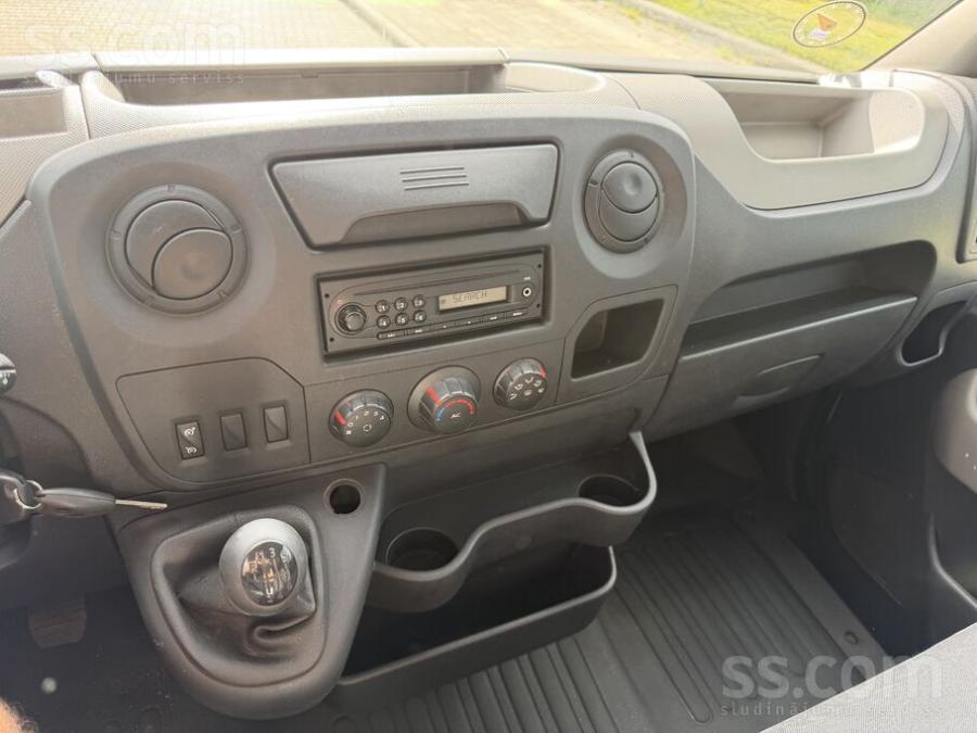 White Renault Master 2011 in Jelgava, with an engine capacity of 2.30 L and mileage of 246 thousand km for 9100 €, photo 17 on AUTOMOTO.COM.LV