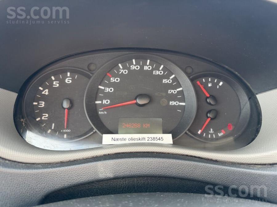 White Renault Master 2011 in Jelgava, with an engine capacity of 2.30 L and mileage of 246 thousand km for 9100 €, photo 18 on AUTOMOTO.COM.LV