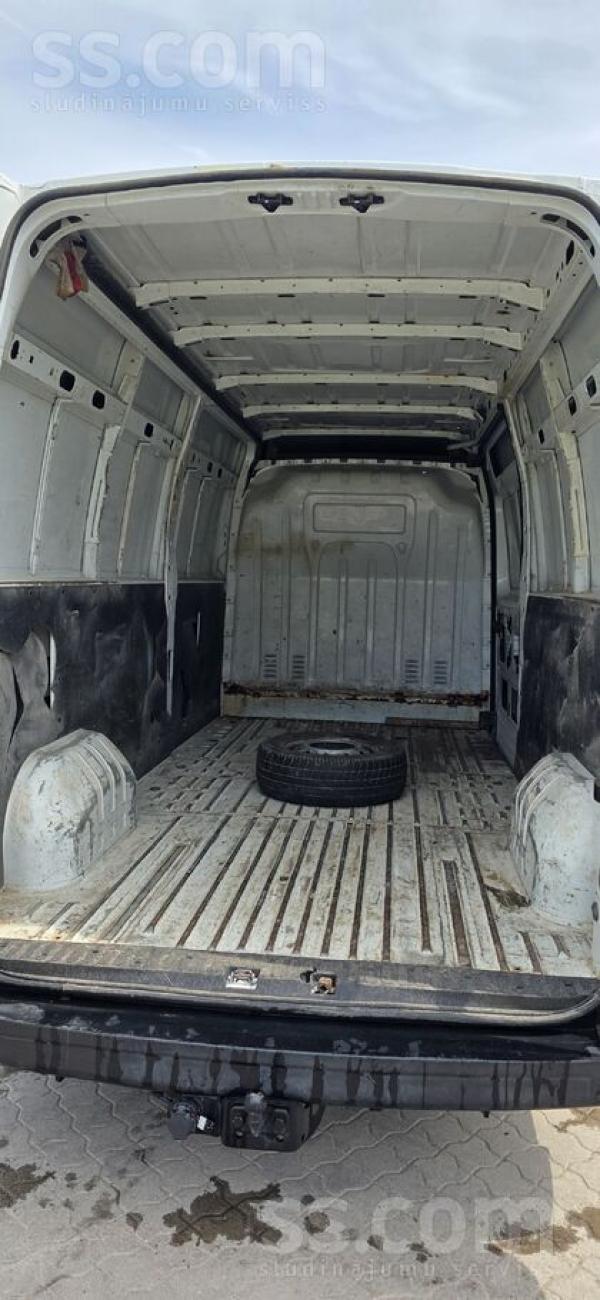 Balts Renault Master 2011 Liepāja, ar dzinēja tilpumu 2.30 L un nobraukumu 461 tūkst. km par 3600 €, foto 5 vietnē AUTOMOTO.COM.LV