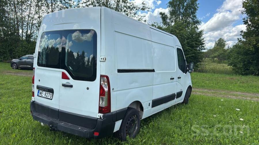 White Renault Master 2011 in Riga, with an engine capacity of 2.30 L and mileage of 232 thousand km for 5450 €, photo 6 on AUTOMOTO.COM.LV