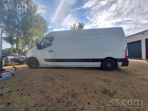 White Renault Master 2011 in Riga, with an engine capacity of 2.30 L and mileage of 455 thousand km for 5500 €, photo 2 on AUTOMOTO.COM.LV