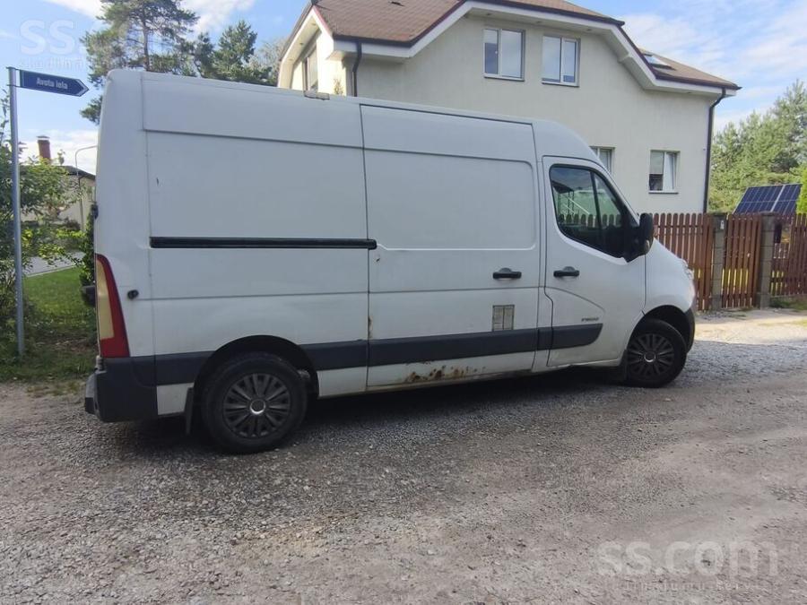 White Renault Master 2011 in Riga, with an engine capacity of 2.30 L and mileage of 405 thousand km for 3000 €, photo 8 on AUTOMOTO.COM.LV