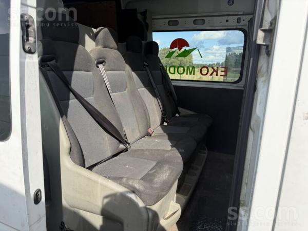 White Renault Master 2011 in Riga, with an engine capacity of 2.30 L and mileage of 411 thousand km for 7500 €, photo 4 on AUTOMOTO.COM.LV