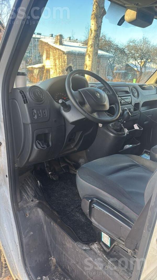 Balts Renault Master 2012 Rīga, ar dzinēja tilpumu 2.30 L un nobraukumu 566 tūkst. km par 4500 €, foto 4 vietnē AUTOMOTO.COM.LV