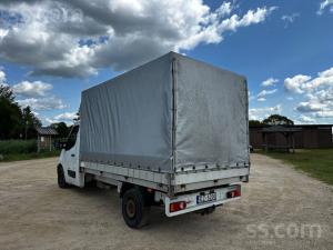 White Renault Master 2012 in Riga, with an engine capacity of 2.30 L and mileage of 264 thousand km for 5500 €, photo 6 on AUTOMOTO.COM.LV
