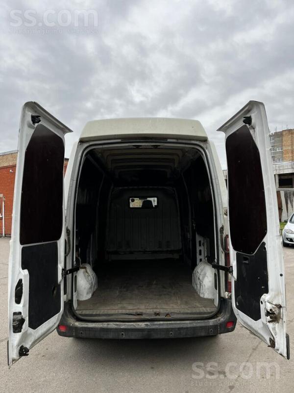 Balts Renault Master 2012 Rīga, ar dzinēja tilpumu 2.20 L un nobraukumu 503 tūkst. km par 3200 €, foto 4 vietnē AUTOMOTO.COM.LV