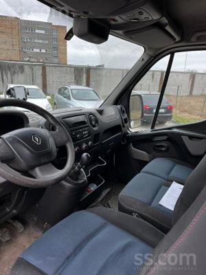 White Renault Master 2012 in Riga, with an engine capacity of 2.20 L and mileage of 503 thousand km for 3200 €, photo 6 on AUTOMOTO.COM.LV