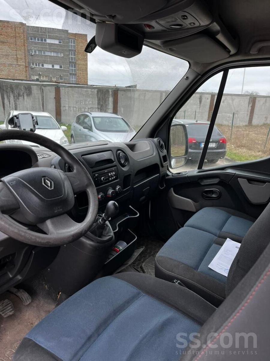 White Renault Master 2012 in Riga, with an engine capacity of 2.20 L and mileage of 503 thousand km for 3200 €, photo 6 on AUTOMOTO.COM.LV