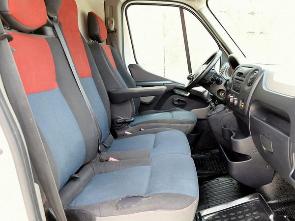 Balts Renault Master 2012 Tallina, ar dzinēja tilpumu 2.30 L un nobraukumu 239 tūkst. km par 4999 €, foto 6 vietnē AUTOMOTO.COM.LV