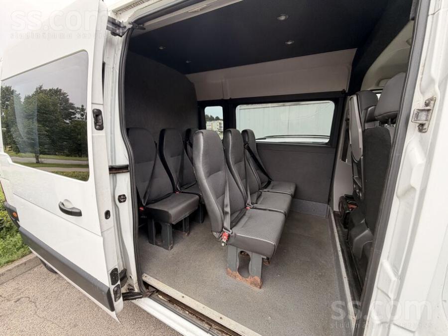 White Renault Master 2012 in Riga, with an engine capacity of 2.30 L and mileage of 336 thousand km for 8000 €, photo 5 on AUTOMOTO.COM.LV