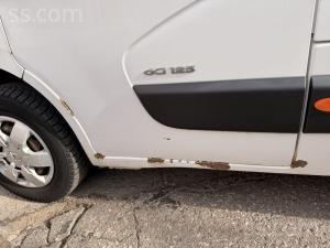 White Renault Master 2012 in Riga, with an engine capacity of 2.30 L and mileage of 336 thousand km for 8000 €, photo 13 on AUTOMOTO.COM.LV