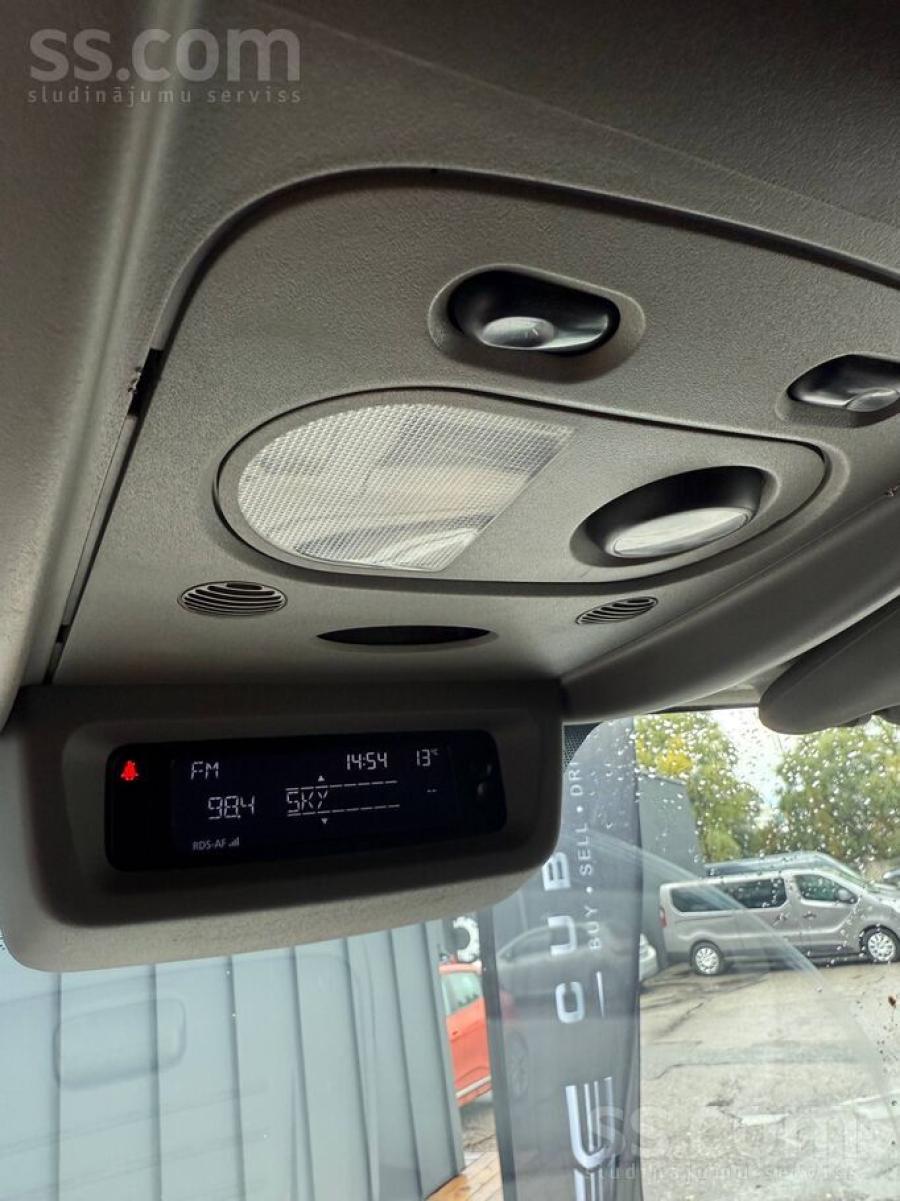Balts Renault Master 2012 Tallina, ar dzinēja tilpumu 2.30 L un nobraukumu 291 tūkst. km par 6790 €, foto 31 vietnē AUTOMOTO.COM.LV