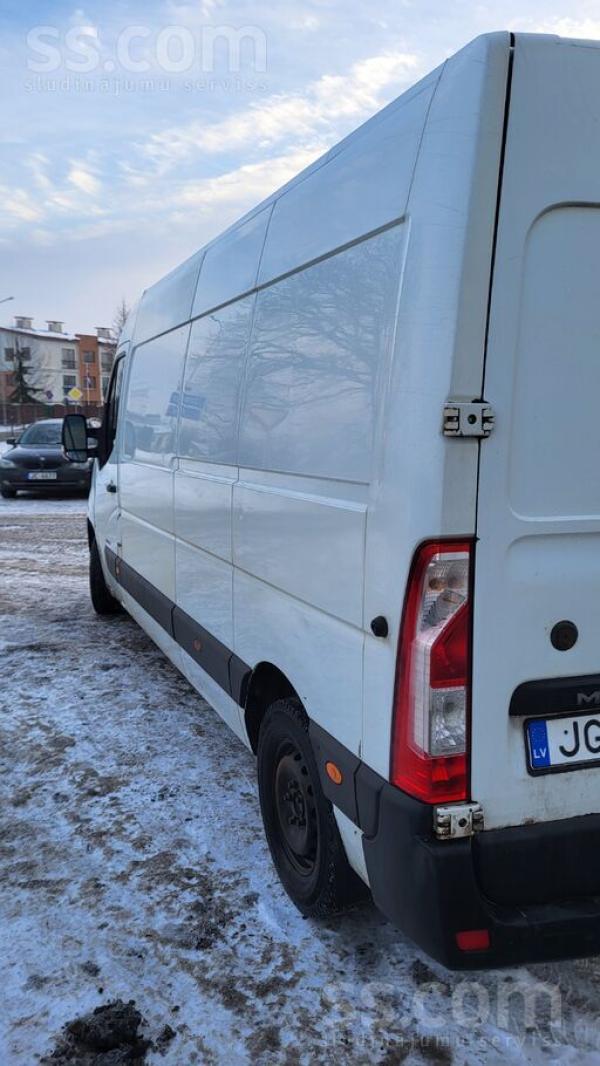 White Renault Master 2013 in Riga, with an engine capacity of 2.30 L and mileage of 514 thousand km for 4200 €, photo 2 on AUTOMOTO.COM.LV