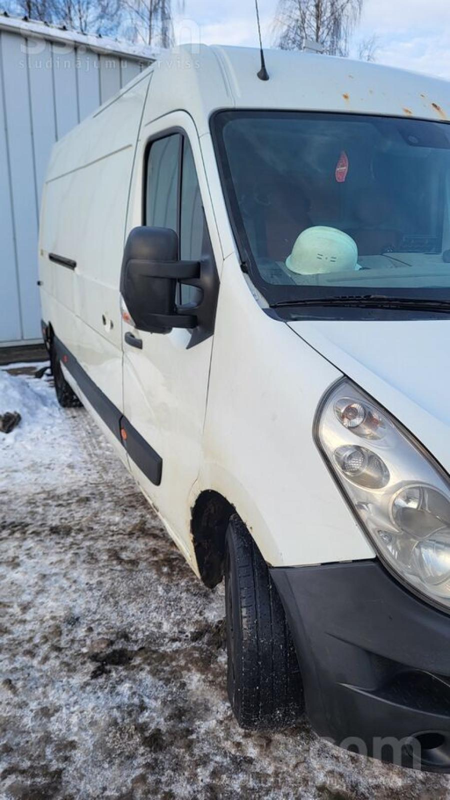 White Renault Master 2013 in Riga, with an engine capacity of 2.30 L and mileage of 514 thousand km for 4200 €, photo 4 on AUTOMOTO.COM.LV