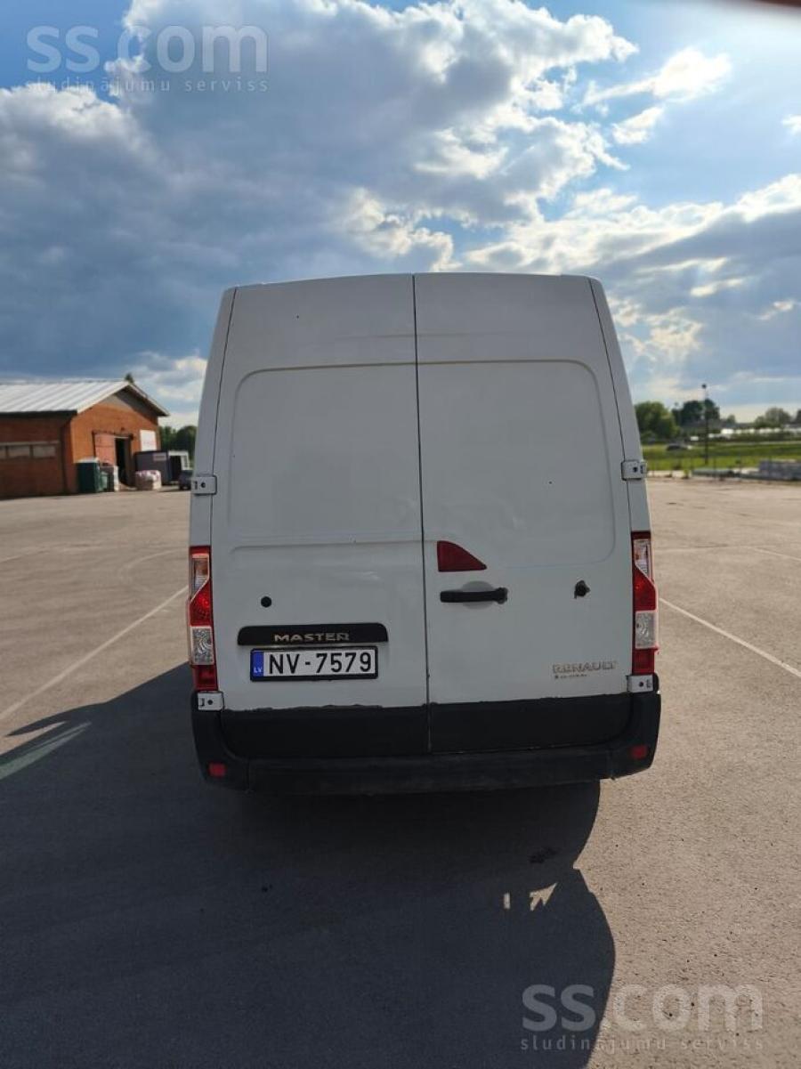 Balts Renault Master 2013 Valmiera, ar dzinēja tilpumu 2.30 L un nobraukumu 499 tūkst. km par 3630 €, foto 6 vietnē AUTOMOTO.COM.LV