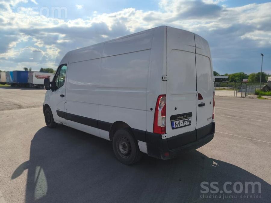 Balts Renault Master 2013 Valmiera, ar dzinēja tilpumu 2.30 L un nobraukumu 499 tūkst. km par 3630 €, foto 7 vietnē AUTOMOTO.COM.LV