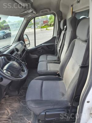 Balts Renault Master 2013 Valmiera, ar dzinēja tilpumu 2.30 L un nobraukumu 499 tūkst. km par 3630 €, foto 9 vietnē AUTOMOTO.COM.LV