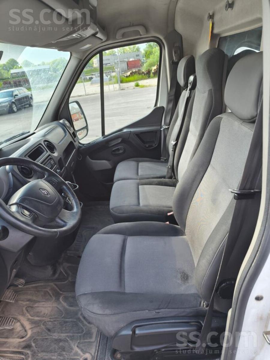 Balts Renault Master 2013 Valmiera, ar dzinēja tilpumu 2.30 L un nobraukumu 499 tūkst. km par 3630 €, foto 9 vietnē AUTOMOTO.COM.LV