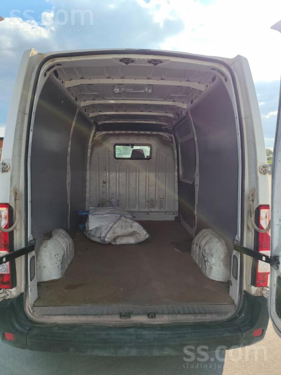 Balts Renault Master 2013 Valmiera, ar dzinēja tilpumu 2.30 L un nobraukumu 499 tūkst. km par 3630 €, foto 11 vietnē AUTOMOTO.COM.LV
