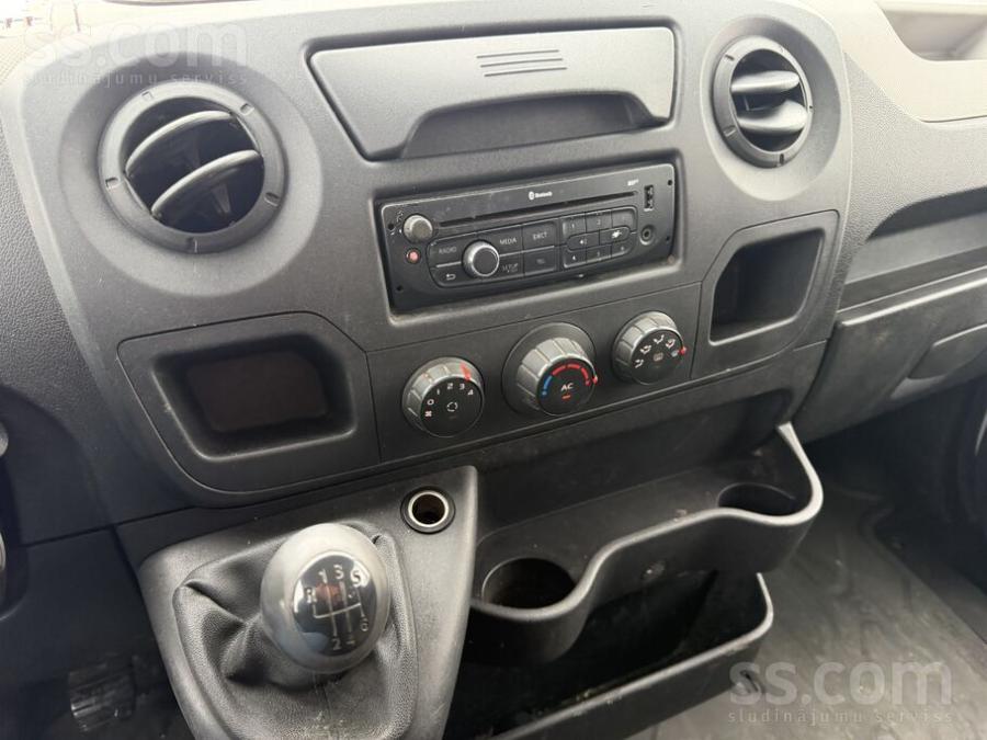 Balts Renault Master 2013 Jelgava, ar dzinēja tilpumu 2.30 L un nobraukumu 221 tūkst. km par 8100 €, foto 16 vietnē AUTOMOTO.COM.LV