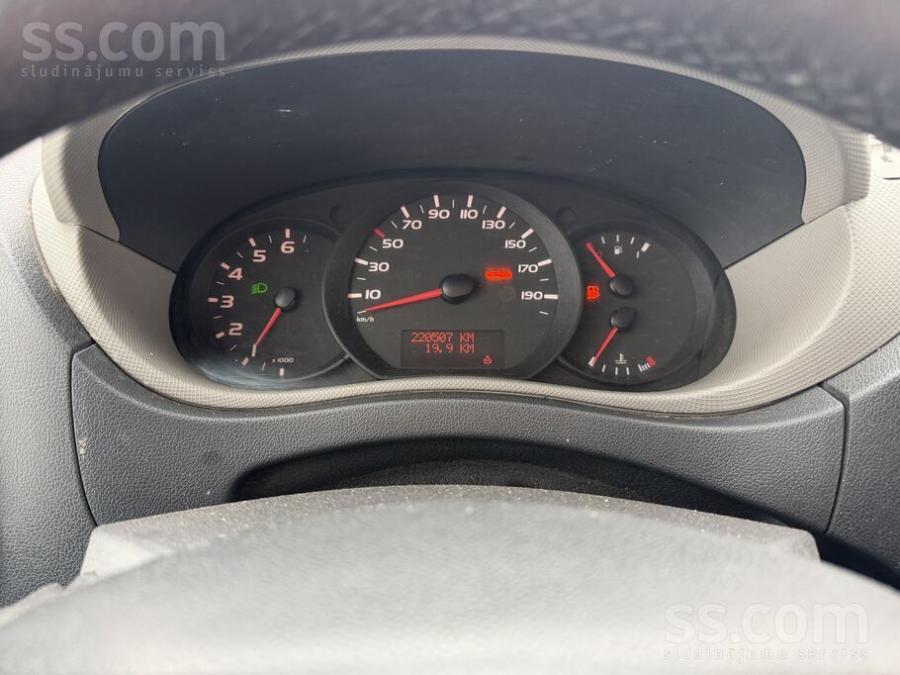 Balts Renault Master 2013 Jelgava, ar dzinēja tilpumu 2.30 L un nobraukumu 221 tūkst. km par 8100 €, foto 17 vietnē AUTOMOTO.COM.LV