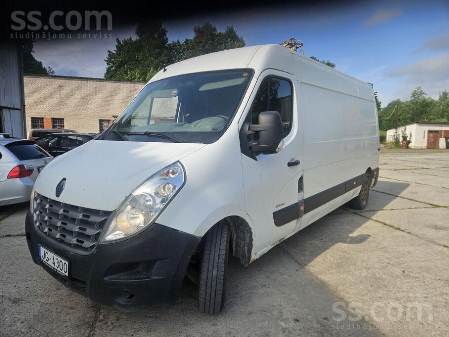White Renault Master 2013 in Valmiera, with an engine capacity of 2.30 L and mileage of 474 thousand km for 3550 €, photo 4 on AUTOMOTO.COM.LV