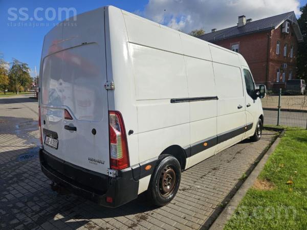 Renault Master 2013 in Valmiera on AUTOMOTO.COM.LV White Renault Master 2013 in Valmiera, with an engine capacity of 2.30 L and mileage of 481 thousand km for 3750 €, photo 9 on AUTOMOTO.COM.LV