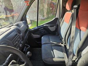 White Renault Master 2013 in Valmiera, with an engine capacity of 2.30 L and mileage of 481 thousand km for 3750 €, photo 11 on AUTOMOTO.COM.LV