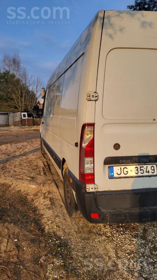Renault Master 2013 in Riga on AUTOMOTO.COM.LV White Renault Master 2013 in Riga, with an engine capacity of 2.30 L and mileage of 569 thousand km for 3500 €, photo 5 on AUTOMOTO.COM.LV
