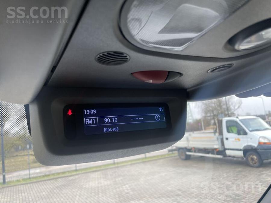 White Renault Master 2014 in Ogre, with an engine capacity of 2.30 L and mileage of 261 thousand km for 7000 €, photo 13 on AUTOMOTO.COM.LV