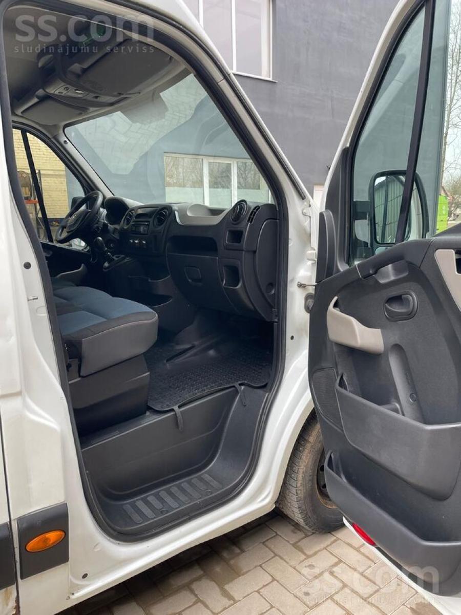 White Renault Master 2014 in Talsi, with an engine capacity of 2.30 L and mileage of 318 thousand km for 5850 €, photo 6 on AUTOMOTO.COM.LV