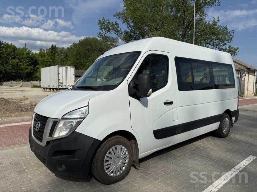 White Renault Master 2014 in Jelgava, with an engine capacity of 2.30 L and mileage of 272 thousand km for 12500 €, photo 5 on AUTOMOTO.COM.LV