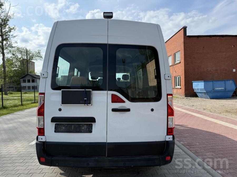 White Renault Master 2014 in Jelgava, with an engine capacity of 2.30 L and mileage of 272 thousand km for 12500 €, photo 9 on AUTOMOTO.COM.LV