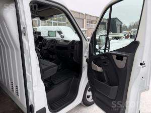 Balts Renault Master 2014 Daugavpils, ar dzinēja tilpumu 2.30 L un nobraukumu 0 tūkst. km par 7900 €, foto 19 vietnē AUTOMOTO.COM.LV