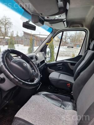 Balts Renault Master 2014 Gulbene, ar dzinēja tilpumu 2.30 L un nobraukumu 450 tūkst. km par 8950 €, foto 5 vietnē AUTOMOTO.COM.LV