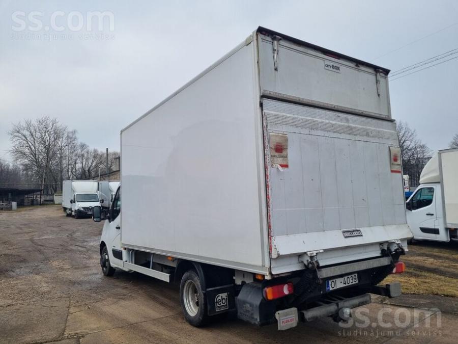 Balts Renault Master 2014 Rīga, ar dzinēja tilpumu 2.30 L un nobraukumu 205 tūkst. km par 13500 €, foto 5 vietnē AUTOMOTO.COM.LV