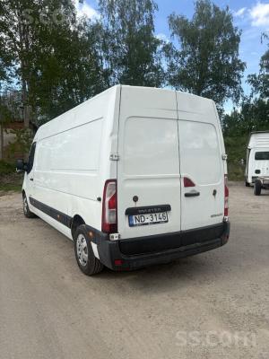 White Renault Master 2014 in Riga, with an engine capacity of 2.30 L and mileage of 420 thousand km for 5900 €, photo 4 on AUTOMOTO.COM.LV