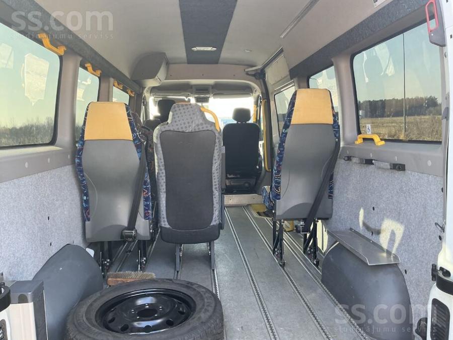 Balts Renault Master 2014 Rīga, ar dzinēja tilpumu 2.30 L un nobraukumu 286 tūkst. km par 10600 €, foto 6 vietnē AUTOMOTO.COM.LV