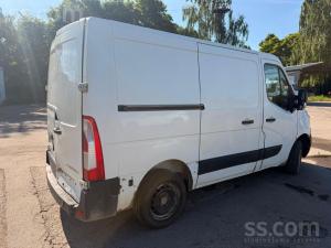 White Renault Master 2014 in Riga, with an engine capacity of 2.30 L and mileage of 431 thousand km for 3388 €, photo 4 on AUTOMOTO.COM.LV