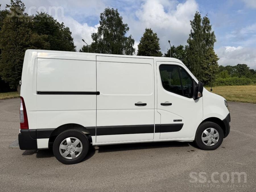 White Renault Master 2014 in Daugavpils, with an engine capacity of 2.30 L and mileage of 0 thousand km for 7900 €, photo 3 on AUTOMOTO.COM.LV