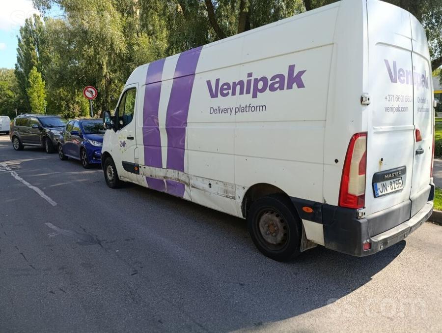 White Renault Master 2014 in Riga, with an engine capacity of 2.30 L and mileage of 590 thousand km for 1050 €, photo 6 on AUTOMOTO.COM.LV