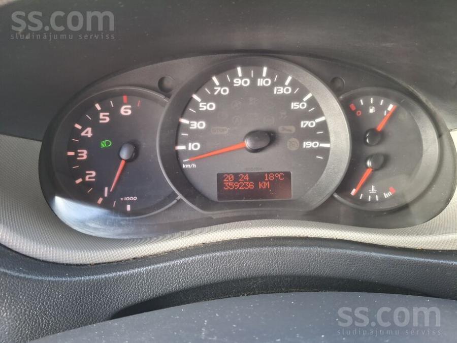 Balts Renault Master 2014 Rīga, ar dzinēja tilpumu 2.30 L un nobraukumu 359 tūkst. km par 6655 €, foto 17 vietnē AUTOMOTO.COM.LV