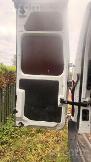 Balts Renault Master 2014 Rīga, ar dzinēja tilpumu 2.30 L un nobraukumu 205 tūkst. km par 8500 €, foto 10 vietnē AUTOMOTO.COM.LV