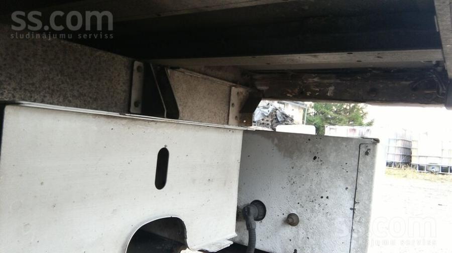 White Renault Master 2015 in Riga, with an engine capacity of 2.30 L and mileage of 0 thousand km for 8500 €, photo 15 on AUTOMOTO.COM.LV